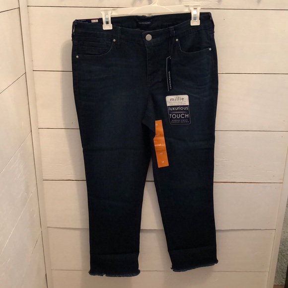 Bandolino | Jeans | Nwt Bandolino Dark Blue Capri Jeans | Poshmark